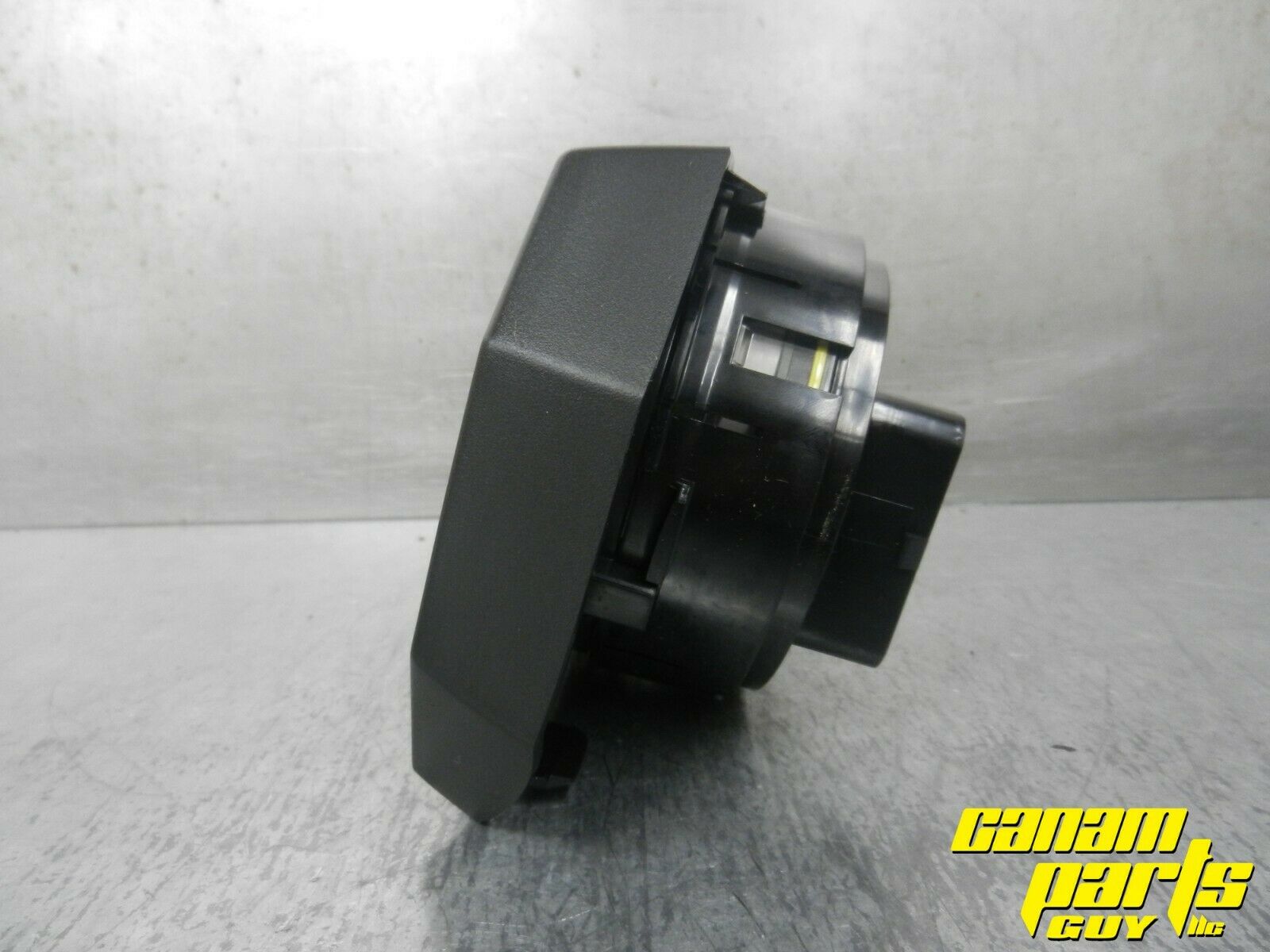 NEW OEM G2 Speedometer 2014-2018 Outlander 710003923 – Canam Parts Guy